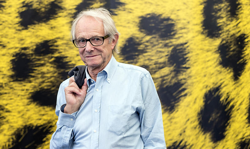 Ken Loach bärs av ilska