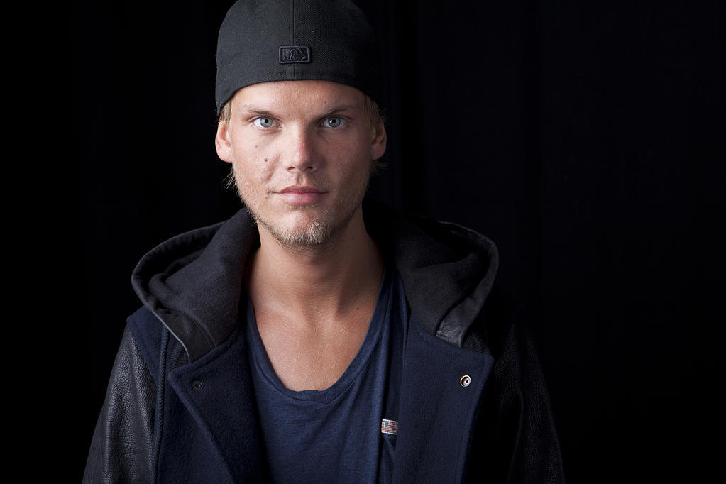 Avicii begravs i kretsen av de närmaste