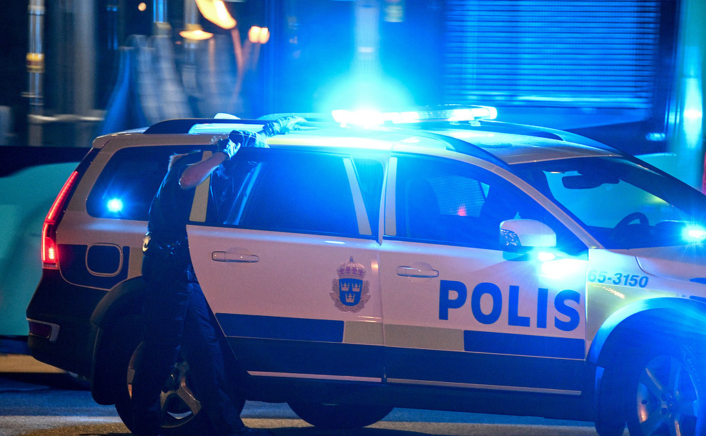 Bil spelade hög musik – togs i beslag av polis