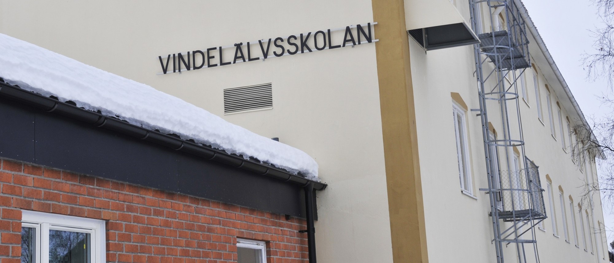 Flera fall av misshandel på skola