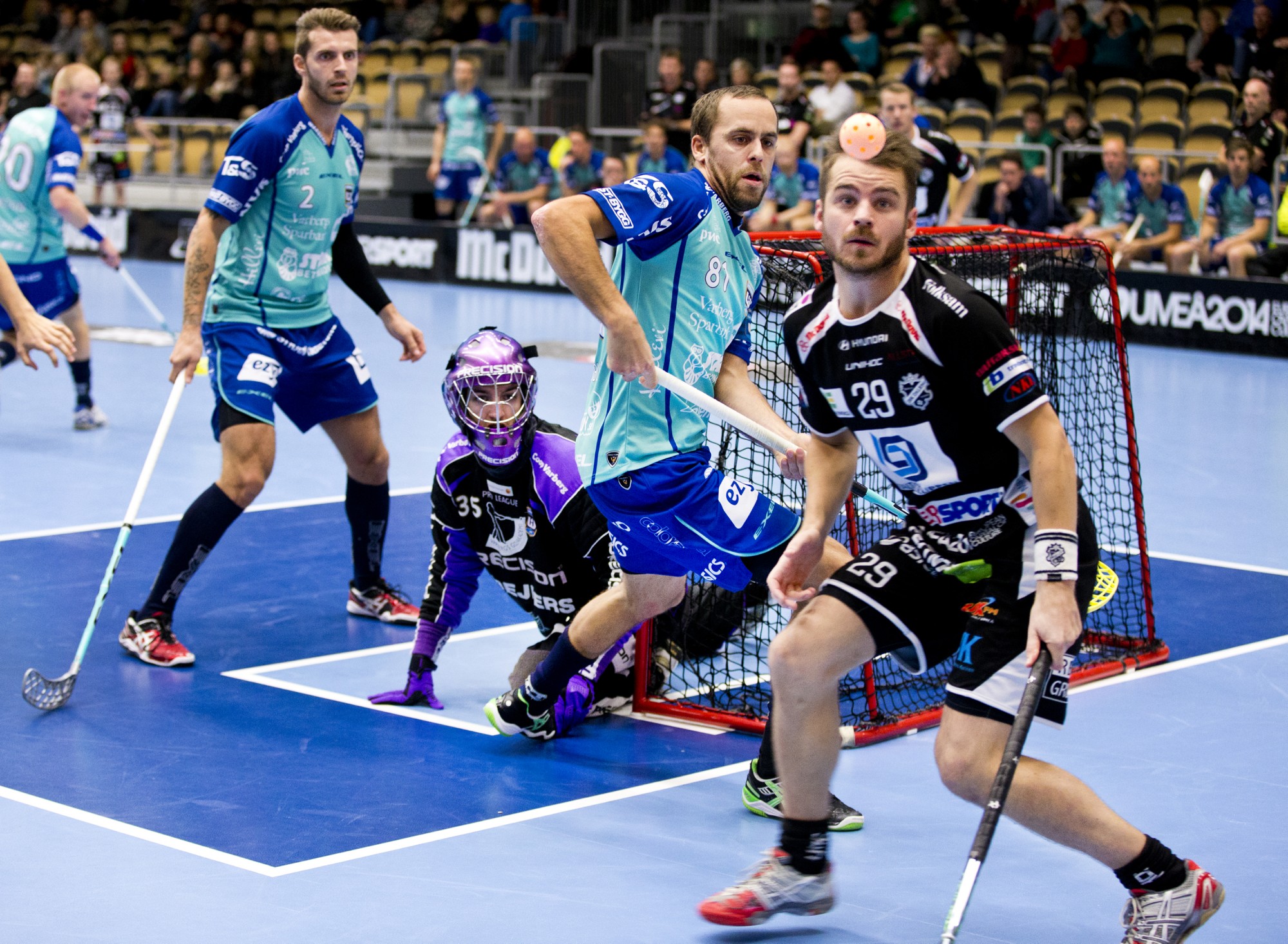 Dalen krossade Warberg
