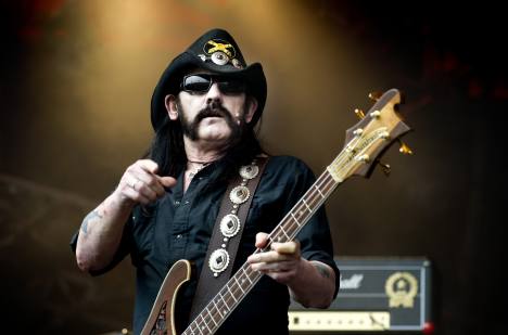 Motörhead lanserar sprit