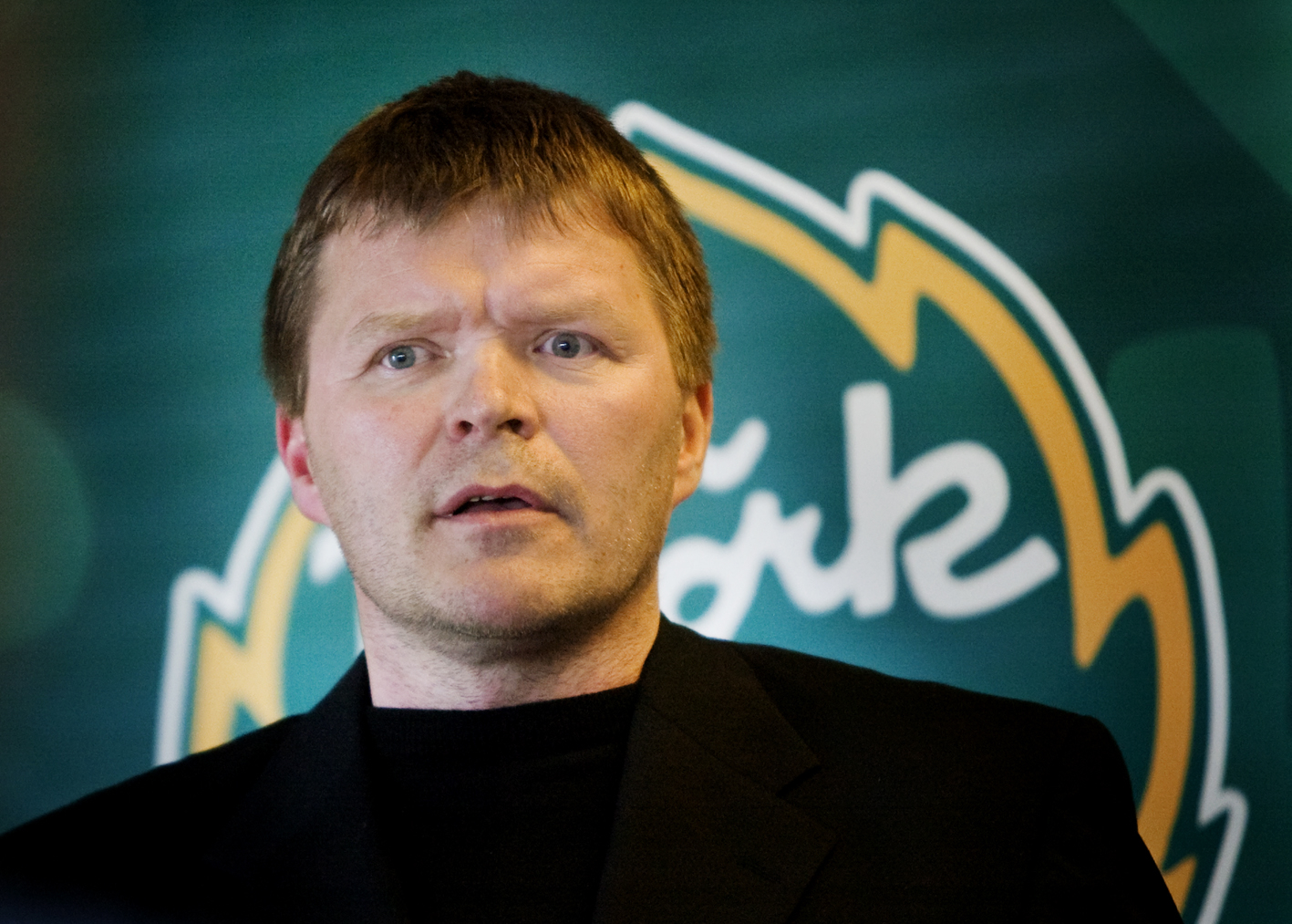 Arto Sirviö tillbaka i svensk hockey