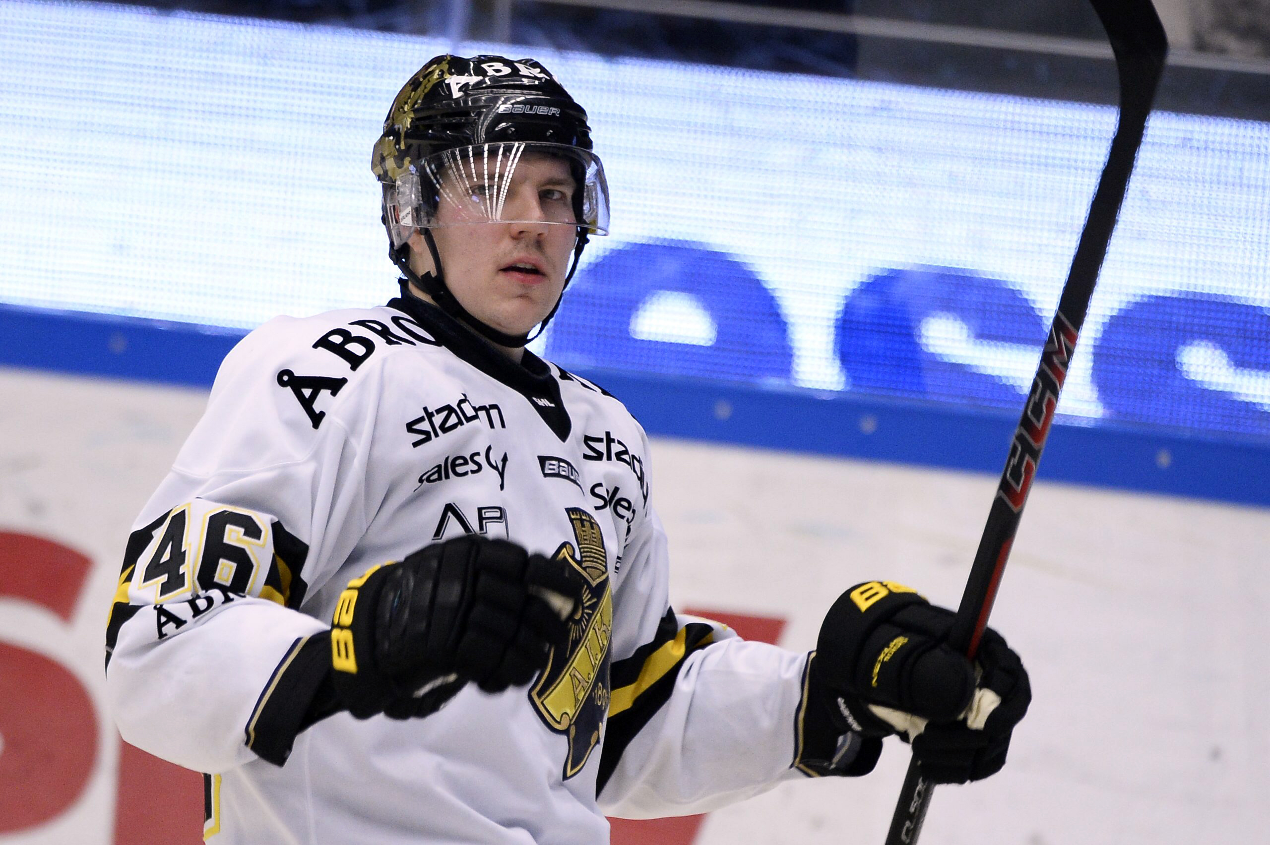 Finsk center ryktas till Löven