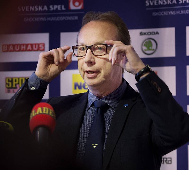 Ett sånt felpass av Mårts - han måste tänka om