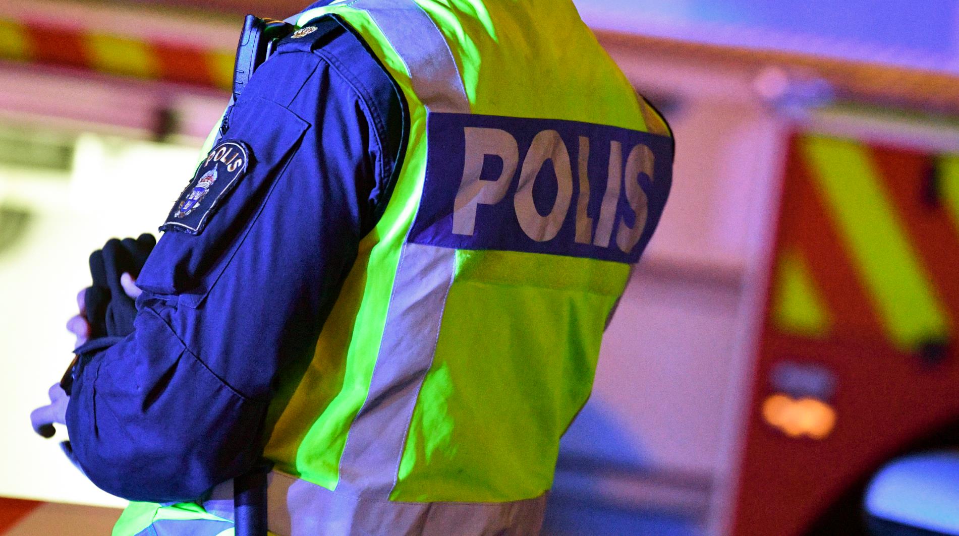 Kvinna skadad av kastad burk