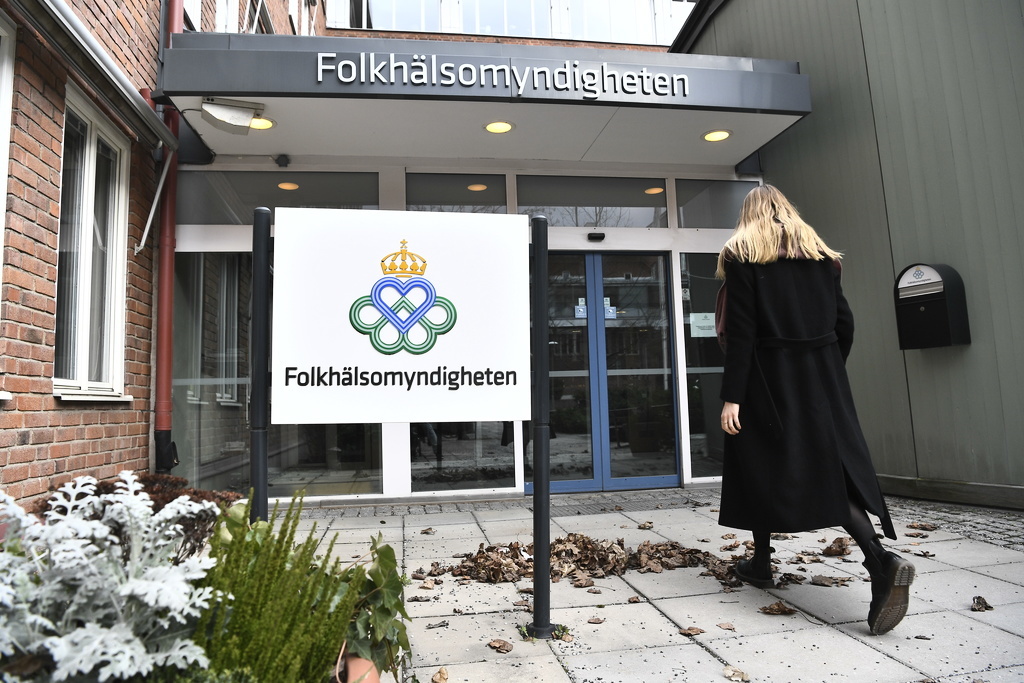 Sveriges R-tal ökade – Tegnell inte oroad