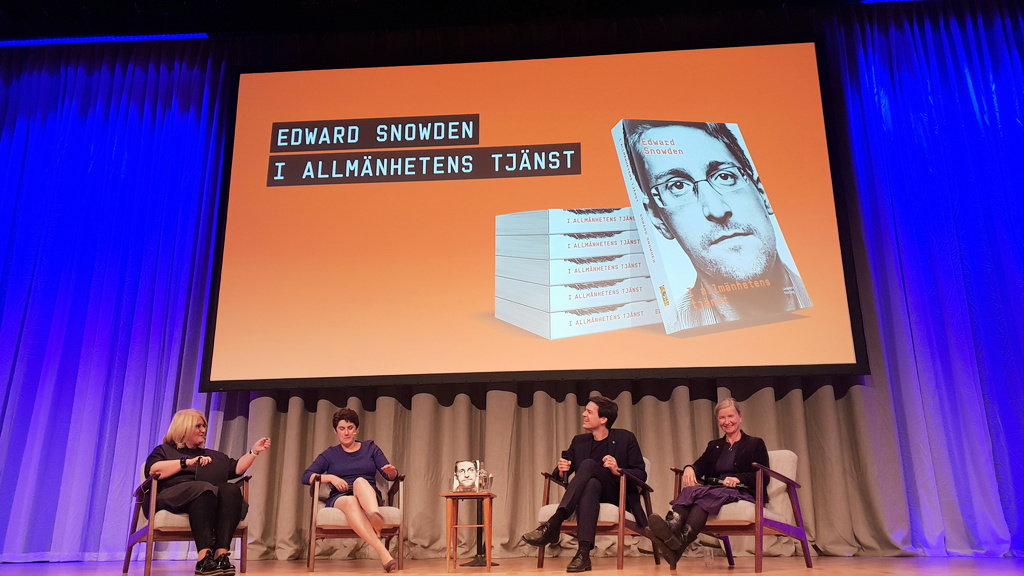 USA stämmer Snowden efter boksläpp