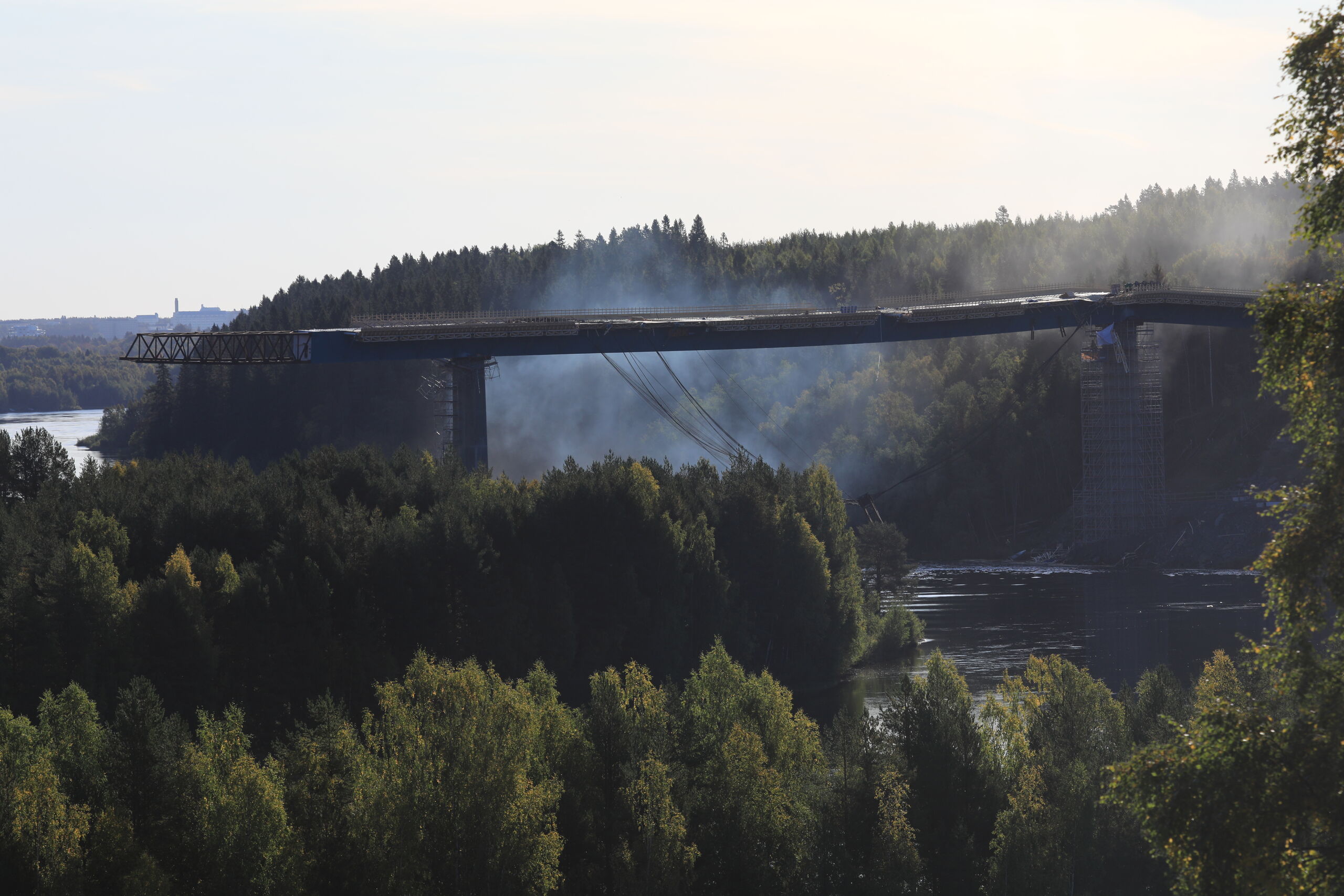 Allvarlig olycka försenar bygget av Västra länken-bron