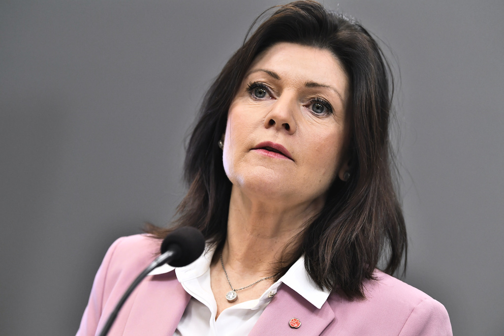Arbetsmarknadsministern: Är ett tufft läge