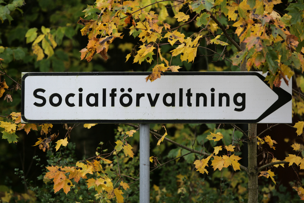 Kriminell fick jobb som socialsekreterare