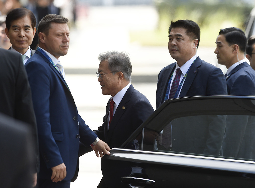 Moon: Trump tycker mycket om Kim