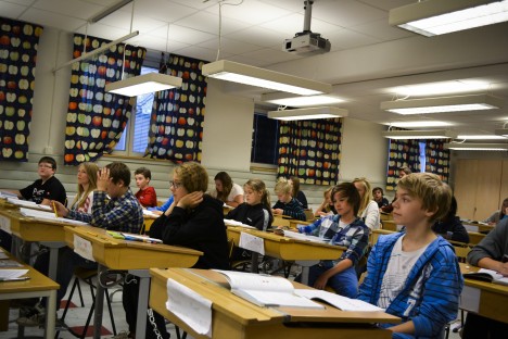 Sparar in på skolan