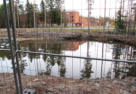 Moskébygget blev farlig lekplats