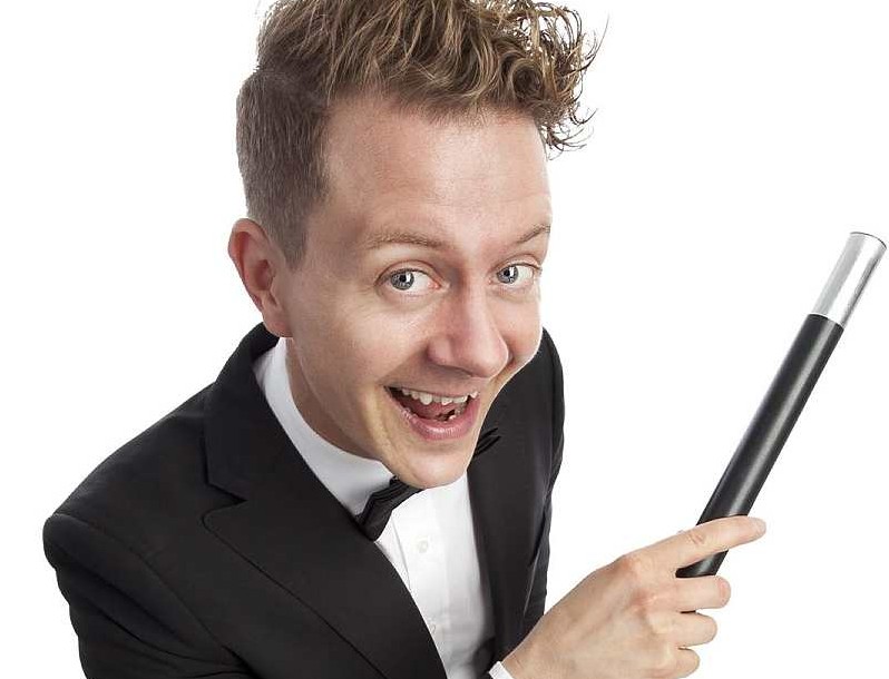 Tobbe Trollkarl i Umeå med utsåld show