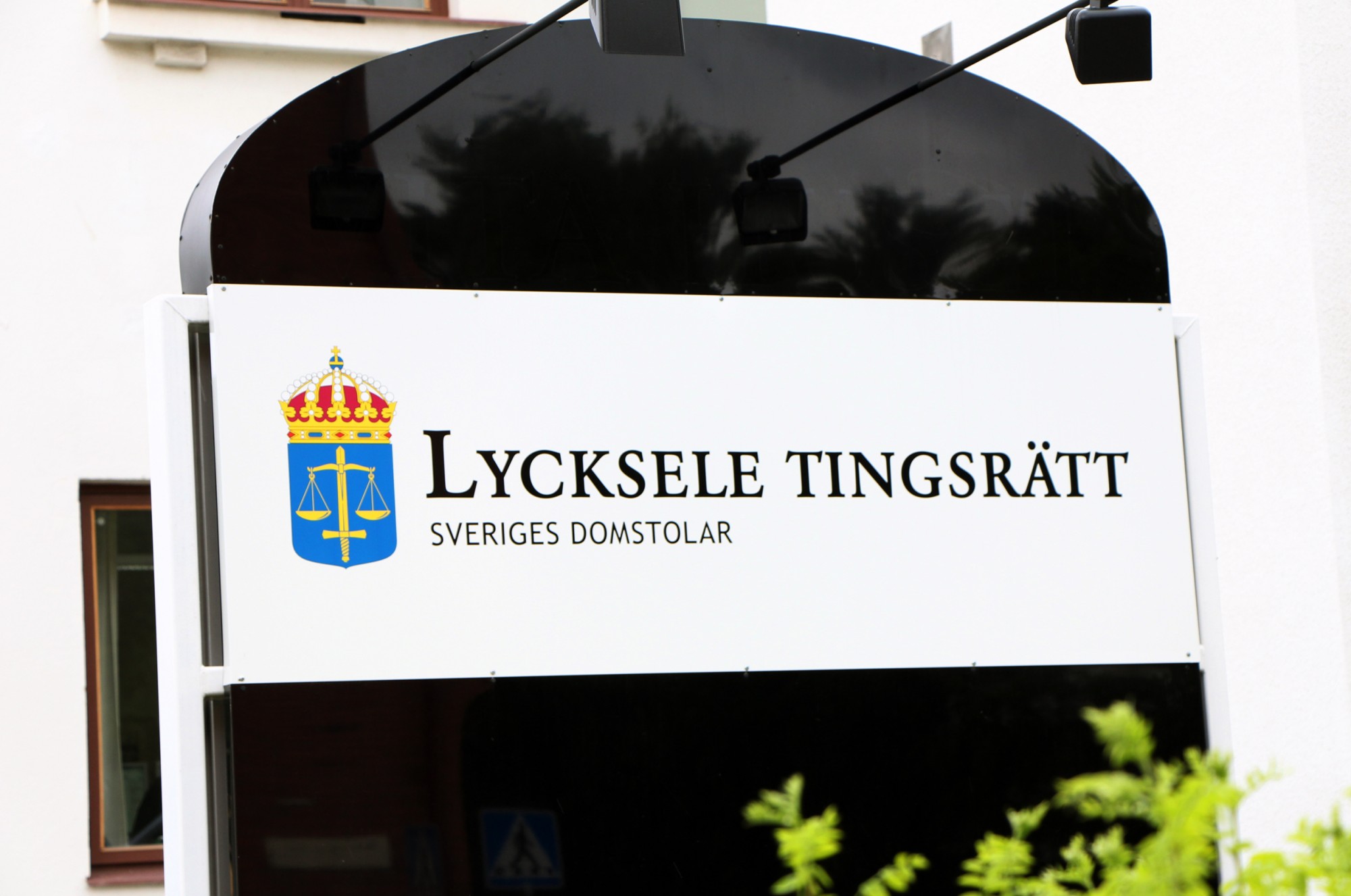Minderårig skadade kvinna med sitt släp