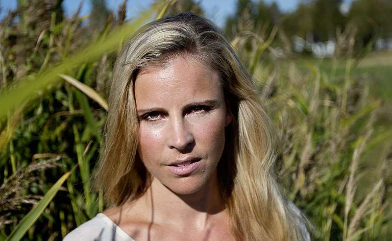 Lisa Miskovsky spelar intimt i Umeå