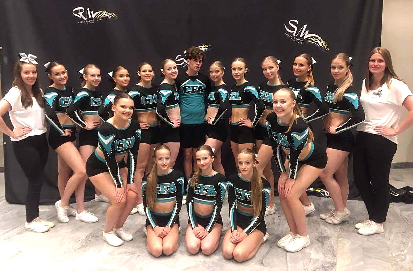 Cheer Force Allstars tog hem fyra medaljer på RM