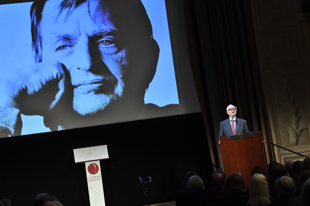 Olof Palmes arv förs vidare av John le Carré