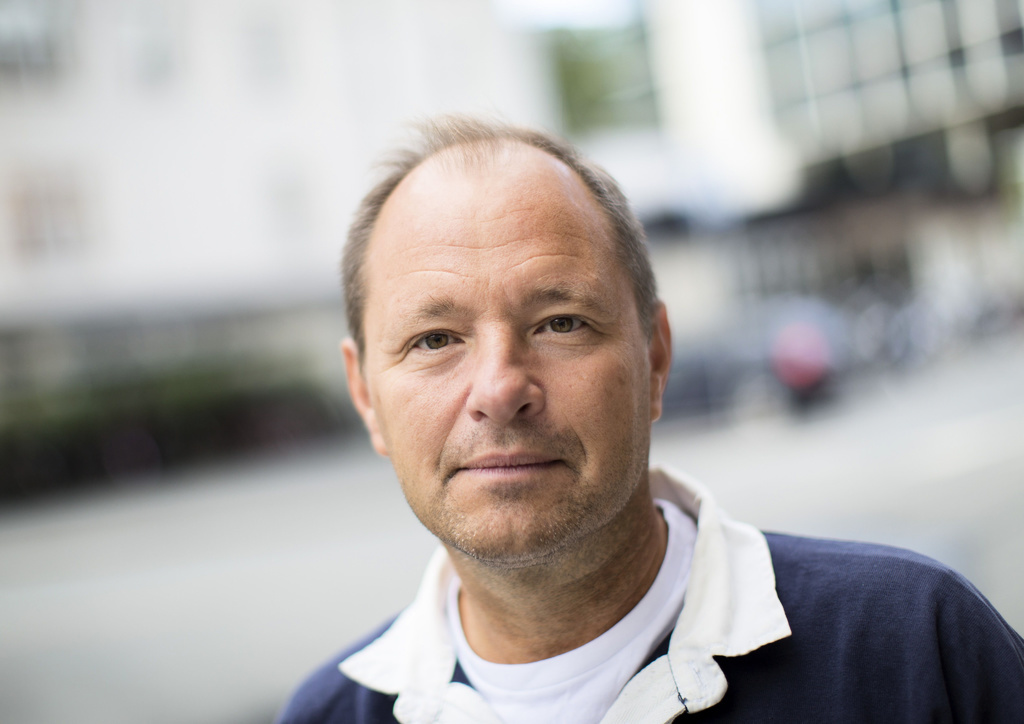 Professor backar om Hedda Care