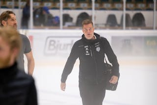 Uppgifter: Kan bryta kontraktet och lämna Löven