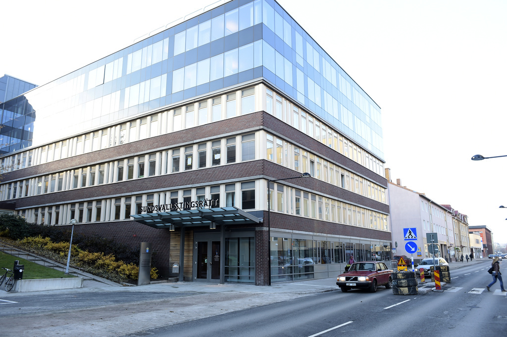 Dödade sambo med hammare – döms till livstid